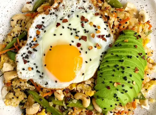 Stashcook | 10-minute Bone Broth Cauliflower Fried Rice